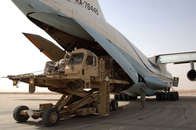 Ilyushin IL-76 (Candid)