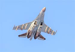 Sukhoi Su-35 (Flanker-E / Super Flanker) vs Sukhoi Su-57 (Felon) Comparison