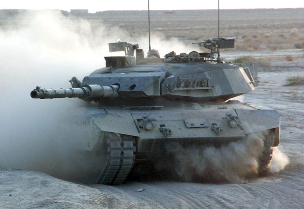 Leopard 2 Main Battle Tank (MBT)