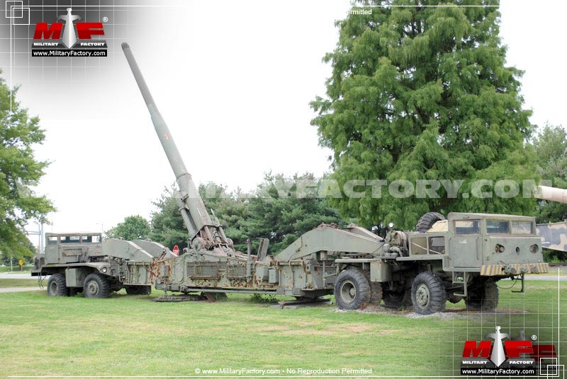 M65 Atomic Cannon 280mm Towed Artillery System