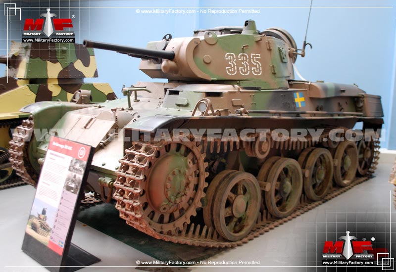 Stridsvagn m/40 (Strv m/40) Light Tank